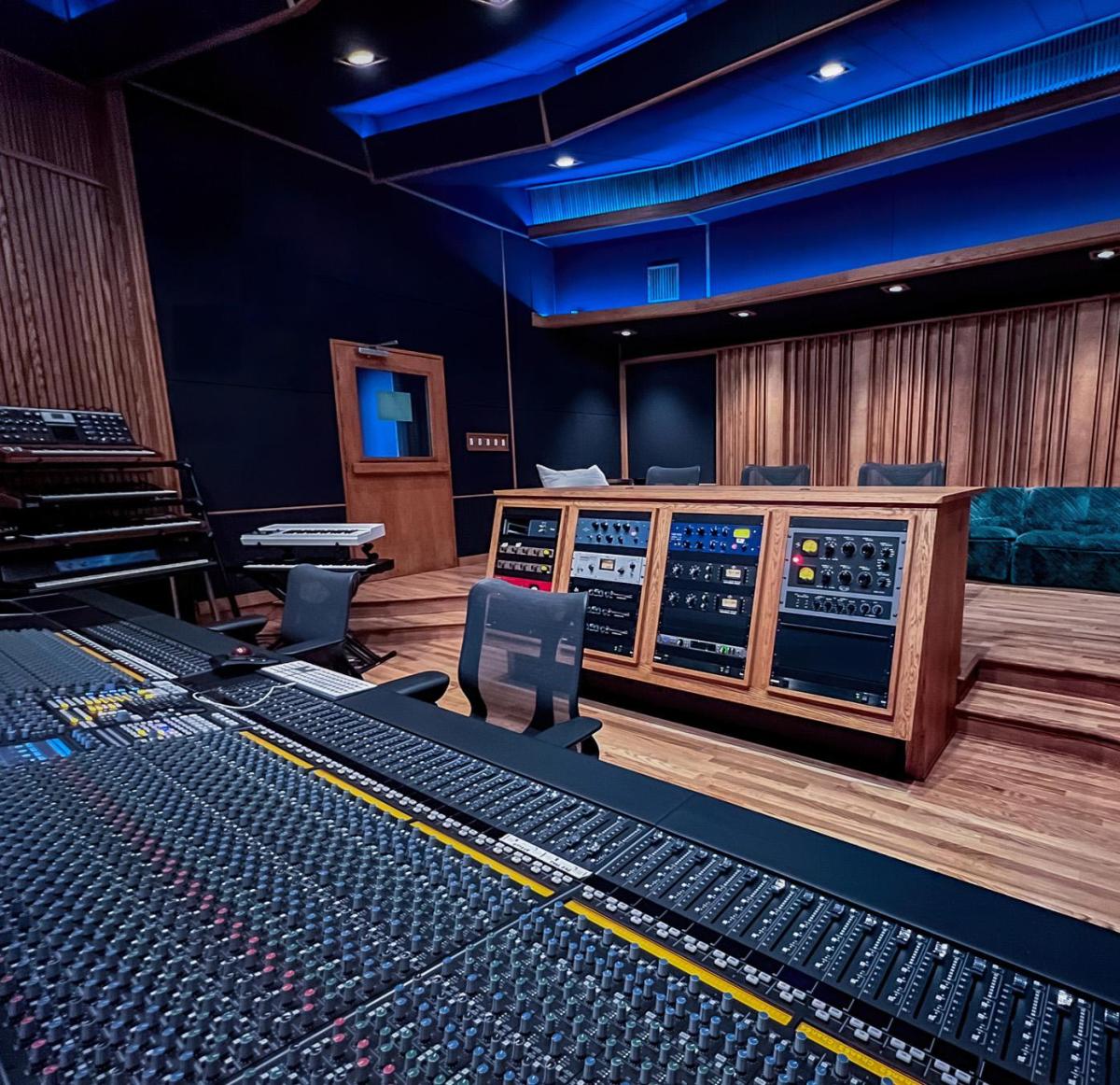 Enterprise Studios Opens Flagship Production Room, Featuring New 72 ...