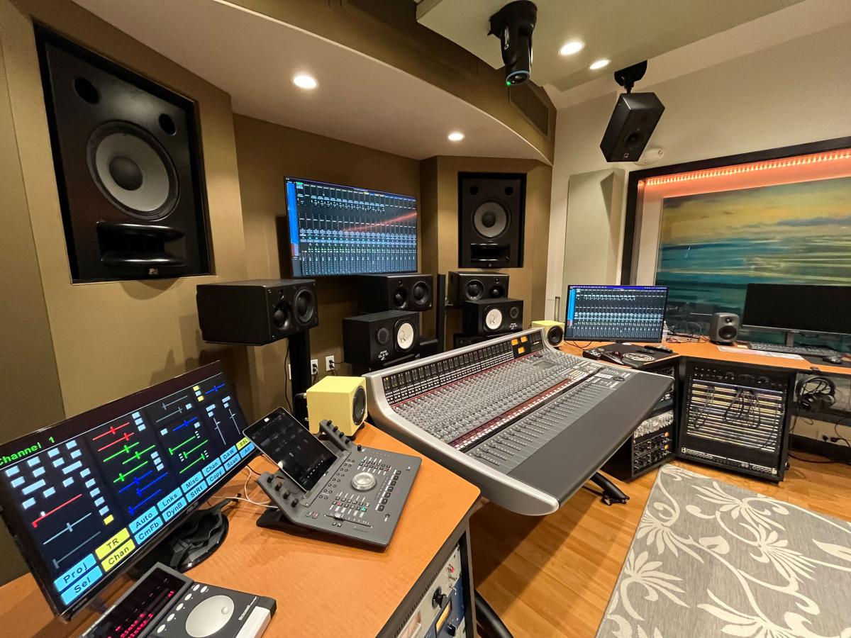 Hawaii-based Middle School Inspires Underprivileged Students with Multi-Million Dollar Recording ...